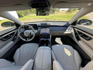 Black Mercedes-Benz S 400 2022 in Vilnius, with an engine capacity of 2.93 L and mileage of 69 thousand km for 83000 €, photo 19 on AUTOMOTO.COM.LV