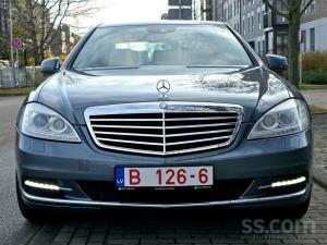 Grey Mercedes-Benz S 400 2009 in Riga, with an engine capacity of 3.50 L and mileage of 163 thousand km for 9850 €, photo 8 on AUTOMOTO.COM.LV