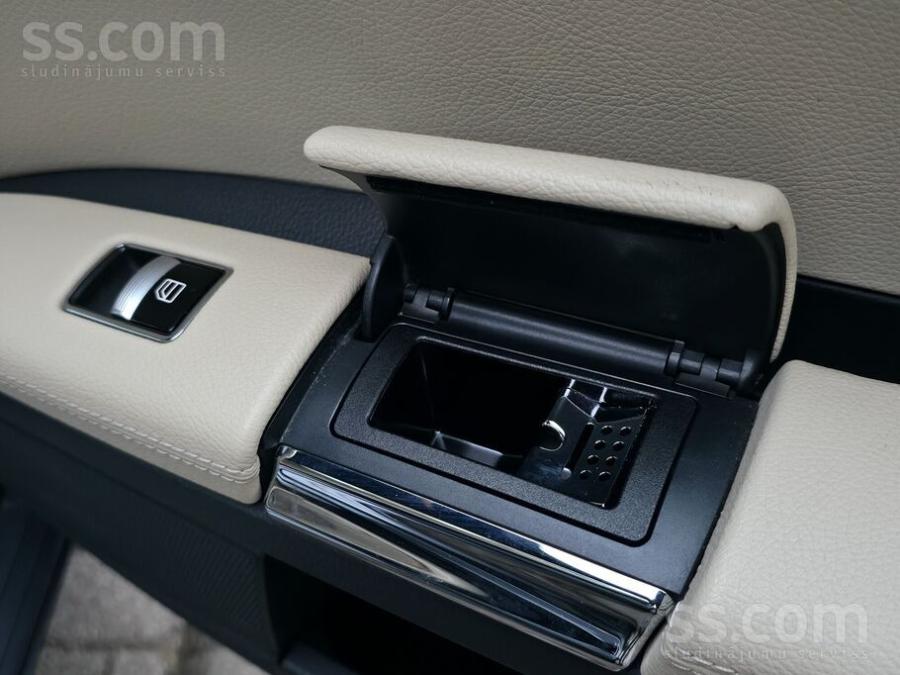 Grey Mercedes-Benz S 400 2009 in Riga, with an engine capacity of 3.50 L and mileage of 163 thousand km for 9850 €, photo 24 on AUTOMOTO.COM.LV