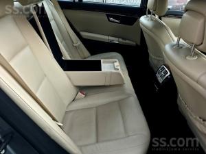 Grey Mercedes-Benz S 400 2009 in Riga, with an engine capacity of 3.50 L and mileage of 163 thousand km for 9850 €, photo 26 on AUTOMOTO.COM.LV
