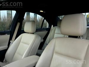 Grey Mercedes-Benz S 400 2009 in Riga, with an engine capacity of 3.50 L and mileage of 163 thousand km for 9850 €, photo 31 on AUTOMOTO.COM.LV