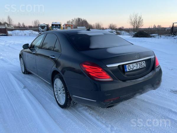 Pelēks Mercedes-Benz S 400 2013 Rīga, ar dzinēja tilpumu 3.50 L un nobraukumu 0 tūkst. km par 16500 €, foto 3 vietnē AUTOMOTO.COM.LV