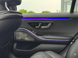Pelēks Mercedes-Benz S 400 2021 Molėtai, ar dzinēja tilpumu 2.93 L un nobraukumu 310 tūkst. km par 67950 €, foto 19 vietnē AUTOMOTO.COM.LV