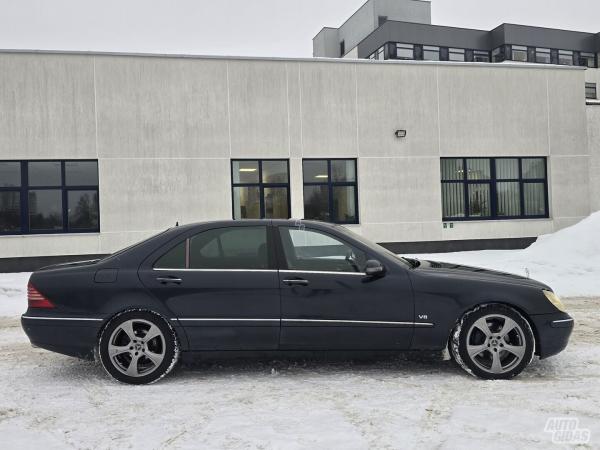 Mercedes-Benz S 400 2001 Viļņa, ar dzinēja tilpumu 4.00 L un nobraukumu 360 tūkst. km par 1600 €, foto 2 vietnē AUTOMOTO.COM.LV
