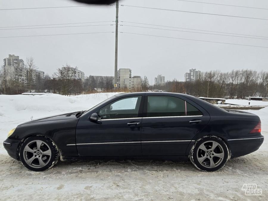 Мерседес С 400 2001 в Вильнюс, объемом двигателя 4.00 л и пробегом 360 тыс. км за 1600 €, фото 4 на AUTOMOTO.COM.LV