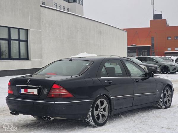 Mercedes-Benz S 400 2001 Viļņa, ar dzinēja tilpumu 4.00 L un nobraukumu 360 tūkst. km par 1600 €, foto 5 vietnē AUTOMOTO.COM.LV