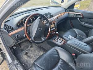 Mercedes-Benz S 400 2003 in Jekabpils, with an engine capacity of 4.00 L and mileage of 238 thousand km for 4000 €, photo 9 on AUTOMOTO.COM.LV