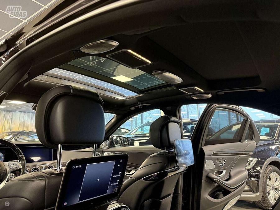Violet Mercedes-Benz S 400 2018 in Klaipeda, with an engine capacity of 2.90 L and mileage of 249 thousand km for 42900 €, photo 16 on AUTOMOTO.COM.LV