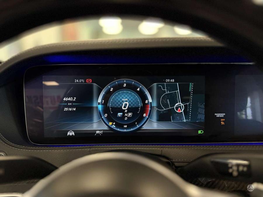 Violet Mercedes-Benz S 400 2018 in Klaipeda, with an engine capacity of 2.93 L and mileage of 252 thousand km for 42900 €, photo 13 on AUTOMOTO.COM.LV