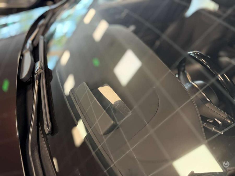 Violet Mercedes-Benz S 400 2018 in Klaipeda, with an engine capacity of 2.93 L and mileage of 252 thousand km for 42900 €, photo 23 on AUTOMOTO.COM.LV