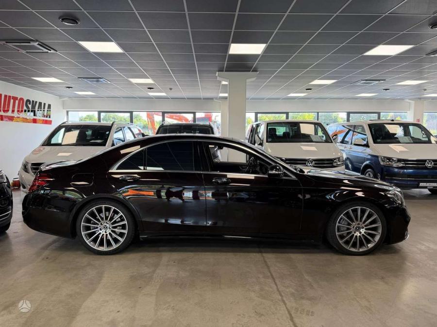 Violet Mercedes-Benz S 400 2018 in Klaipeda, with an engine capacity of 2.93 L and mileage of 252 thousand km for 41900 €, photo 19 on AUTOMOTO.COM.LV