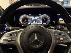 Violet Mercedes-Benz S 400 2018 in Klaipeda, with an engine capacity of 2.93 L and mileage of 252 thousand km for 41900 €, photo 25 on AUTOMOTO.COM.LV