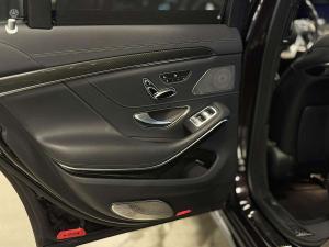 Violet Mercedes-Benz S 400 2018 in Klaipeda, with an engine capacity of 2.93 L and mileage of 252 thousand km for 41900 €, photo 40 on AUTOMOTO.COM.LV
