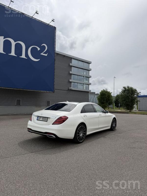 White Mercedes-Benz S 400 2018 in Riga, with an engine capacity of 3.00 L and mileage of 179 thousand km for 47900 €, photo 5 on AUTOMOTO.COM.LV