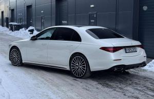 White Mercedes-Benz S 400 2021 in Klaipeda, with an engine capacity of 2.93 L and mileage of 138 thousand km for 70900 €, photo 3 on AUTOMOTO.COM.LV