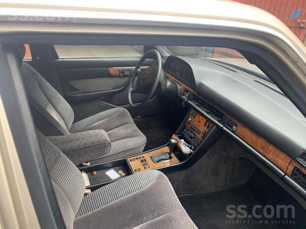 Brown Mercedes-Benz s-420 1988 in Riga, with an engine capacity of 4.20 L and mileage of 114 thousand km for 12000 €, photo 7 on AUTOMOTO.COM.LV