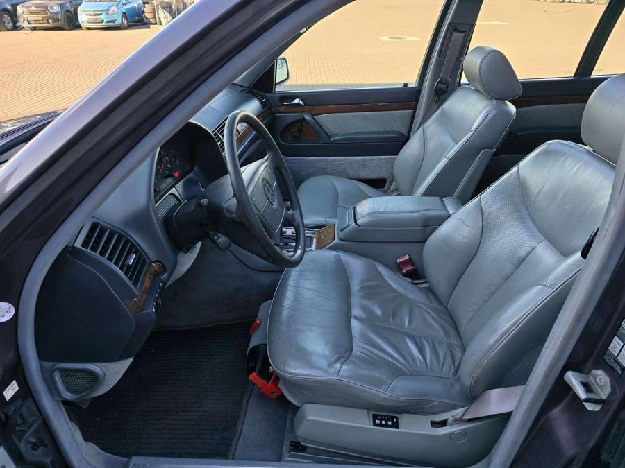 Brūns Mercedes-Benz s-420 1992 Marijampole, ar dzinēja tilpumu 4.20 L un nobraukumu 420 tūkst. km par 5100 €, foto 10 vietnē AUTOMOTO.COM.LV