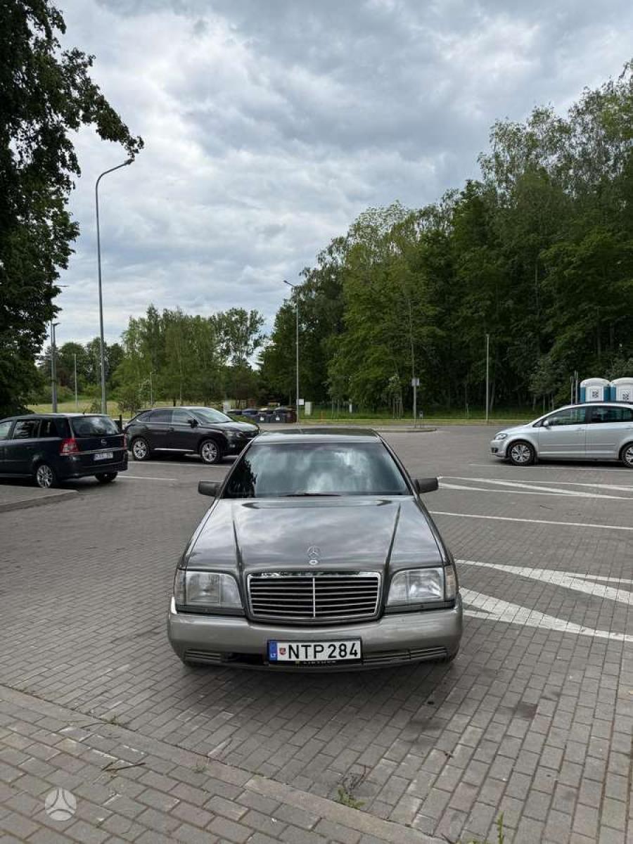 Brūns Mercedes-Benz s-420 1994 Šauļi, ar dzinēja tilpumu 4.20 L un nobraukumu 338 tūkst. km par 12500 €, foto 1 vietnē AUTOMOTO.COM.LV