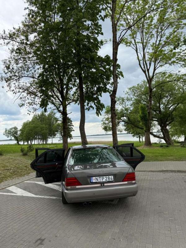 Brūns Mercedes-Benz s-420 1994 Šauļi, ar dzinēja tilpumu 4.20 L un nobraukumu 338 tūkst. km par 12500 €, foto 4 vietnē AUTOMOTO.COM.LV