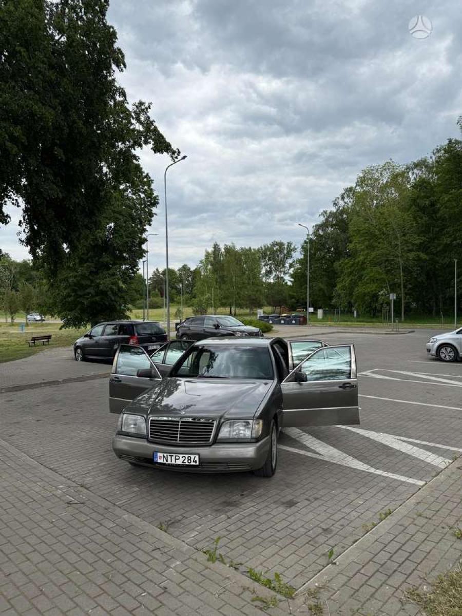 Brūns Mercedes-Benz s-420 1994 Šauļi, ar dzinēja tilpumu 4.20 L un nobraukumu 338 tūkst. km par 12500 €, foto 6 vietnē AUTOMOTO.COM.LV