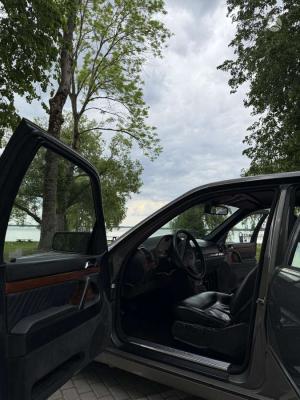 Brūns Mercedes-Benz s-420 1994 Šauļi, ar dzinēja tilpumu 4.20 L un nobraukumu 338 tūkst. km par 12500 €, foto 8 vietnē AUTOMOTO.COM.LV