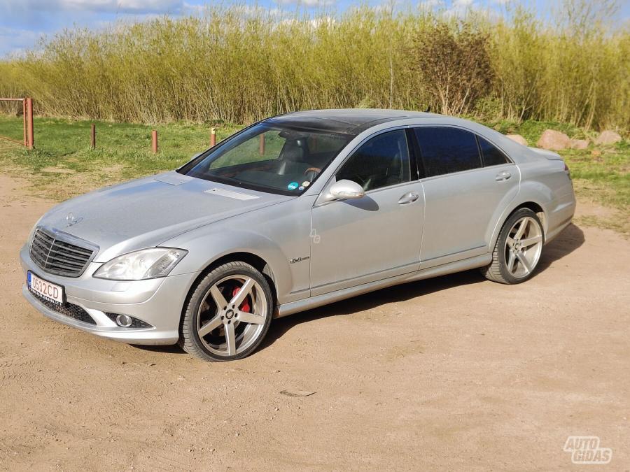 Pelēks Mercedes-Benz s-420 2009 Viļņa, ar dzinēja tilpumu 4.00 L un nobraukumu 395 tūkst. km par 3800 €, foto 3 vietnē AUTOMOTO.COM.LV