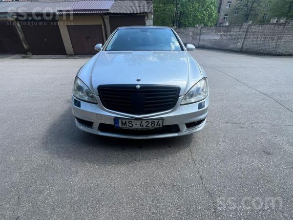 Мерседес С 420 2007 в Рига, объемом двигателя 4.00 л и пробегом 310 тыс. км за 4000 €, фото 3 на AUTOMOTO.COM.LV