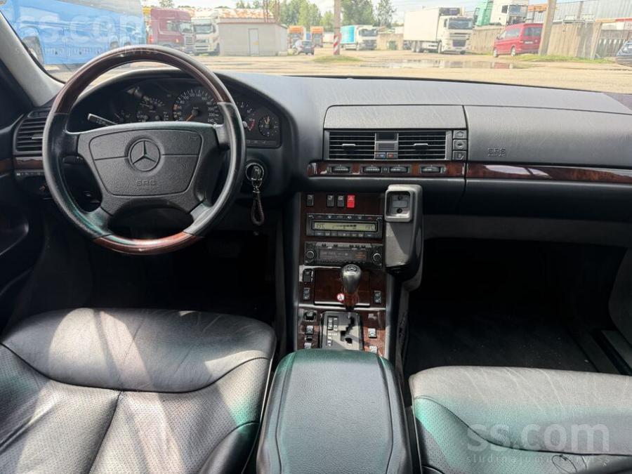Violet Mercedes-Benz s-420 1997 in Riga, with an engine capacity of 4.20 L and mileage of 334 thousand km for 8500 €, photo 7 on AUTOMOTO.COM.LV