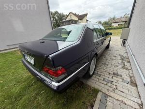 Violet Mercedes-Benz s-420 1997 in Riga, with an engine capacity of 4.20 L and mileage of 334 thousand km for 7900 €, photo 6 on AUTOMOTO.COM.LV