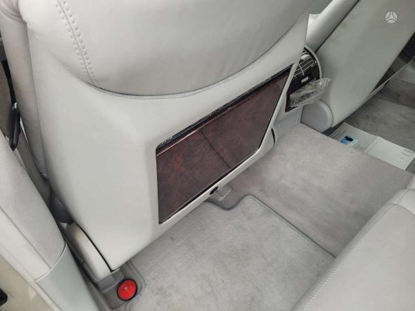 Grey Mercedes-Benz S 430 1999 in Marijampole, with an engine capacity of 4.27 L and mileage of 196 thousand km for 2499 €, photo 10 on AUTOMOTO.COM.LV