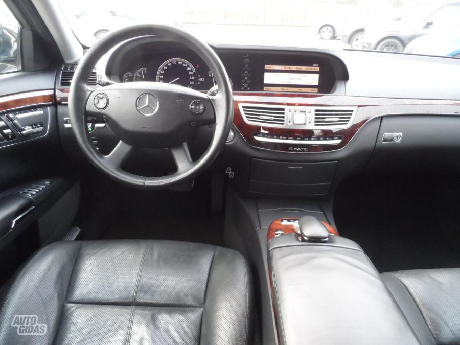 Melns Mercedes-Benz S 450 2007 Klaipėda, ar dzinēja tilpumu 4.70 L un nobraukumu 283 tūkst. km par 11900 €, foto 11 vietnē AUTOMOTO.COM.LV