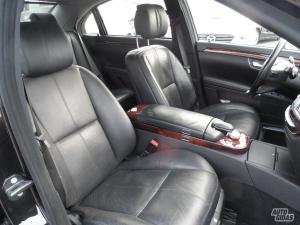 Melns Mercedes-Benz S 450 2007 Klaipėda, ar dzinēja tilpumu 4.70 L un nobraukumu 283 tūkst. km par 11900 €, foto 13 vietnē AUTOMOTO.COM.LV
