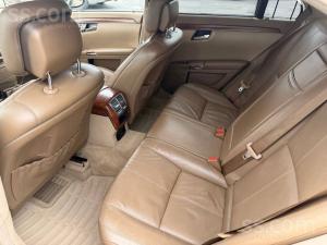 Melns Mercedes-Benz S 450 2007 Rīga, ar dzinēja tilpumu 4.70 L un nobraukumu 487 tūkst. km par 7200 €, foto 10 vietnē AUTOMOTO.COM.LV