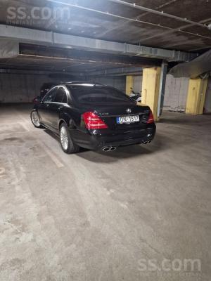 Melns Mercedes-Benz S 450 2007 Rīga, ar dzinēja tilpumu 4.70 L un nobraukumu 320 tūkst. km par 15000 €, foto 3 vietnē AUTOMOTO.COM.LV