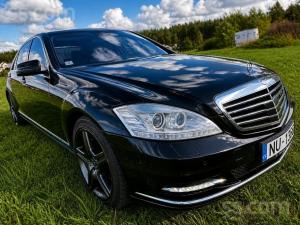 Melns Mercedes-Benz S 450 2009 Rīga, ar dzinēja tilpumu 4.00 L un nobraukumu 280 tūkst. km par 9300 €, foto 3 vietnē AUTOMOTO.COM.LV