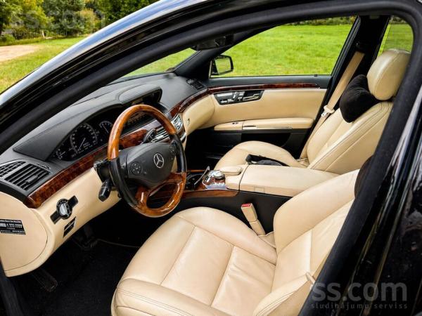 Melns Mercedes-Benz S 450 2009 Rīga, ar dzinēja tilpumu 4.00 L un nobraukumu 280 tūkst. km par 9300 €, foto 5 vietnē AUTOMOTO.COM.LV