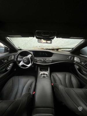 Black Mercedes-Benz S 450 2018 in Vilnius, with an engine capacity of 3.00 L and mileage of 200 thousand km for 8500 €, photo 4 on AUTOMOTO.COM.LV