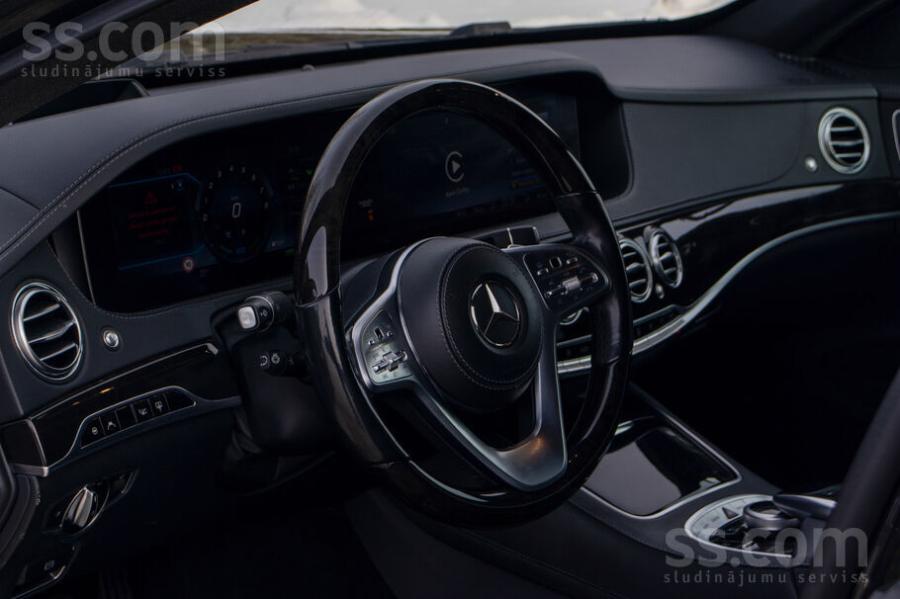 Black Mercedes-Benz S 450 2018 in Riga, with an engine capacity of 3.00 L and mileage of 192 thousand km for 39900 €, photo 9 on AUTOMOTO.COM.LV