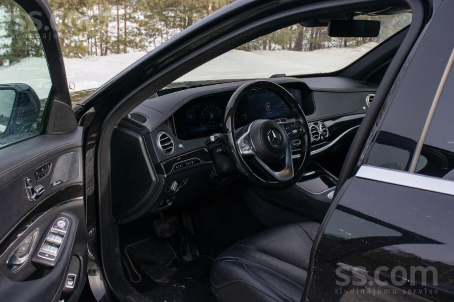Black Mercedes-Benz S 450 2018 in Riga, with an engine capacity of 3.00 L and mileage of 192 thousand km for 39900 €, photo 10 on AUTOMOTO.COM.LV
