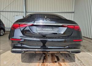 Black Mercedes-Benz S 450 2026 in Klaipeda, with an engine capacity of 2.99 L and mileage of 20 thousand km for 53500 €, photo  on AUTOMOTO.COM.LV