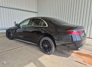 Black Mercedes-Benz S 450 2026 in Klaipeda, with an engine capacity of 2.99 L and mileage of 20 thousand km for 53500 €, photo 3 on AUTOMOTO.COM.LV