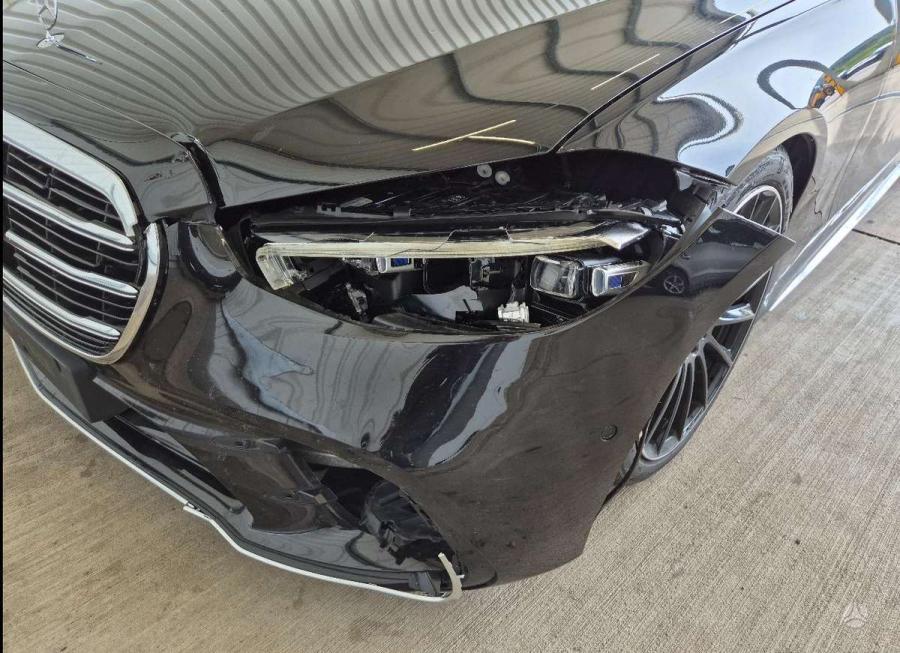 Black Mercedes-Benz S 450 2026 in Klaipeda, with an engine capacity of 2.99 L and mileage of 20 thousand km for 53500 €, photo 22 on AUTOMOTO.COM.LV