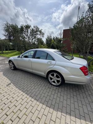 Pelēks Mercedes-Benz S 450 2008 Klaipėda, ar dzinēja tilpumu 4.66 L un nobraukumu 200 tūkst. km par 4000 €, foto 6 vietnē AUTOMOTO.COM.LV