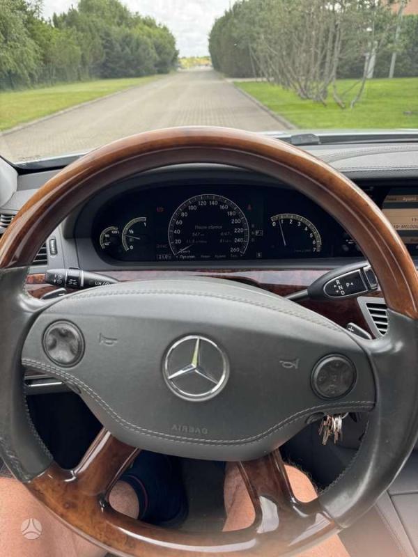 Pelēks Mercedes-Benz S 450 2008 Klaipėda, ar dzinēja tilpumu 4.66 L un nobraukumu 200 tūkst. km par 4000 €, foto 6 vietnē AUTOMOTO.COM.LV