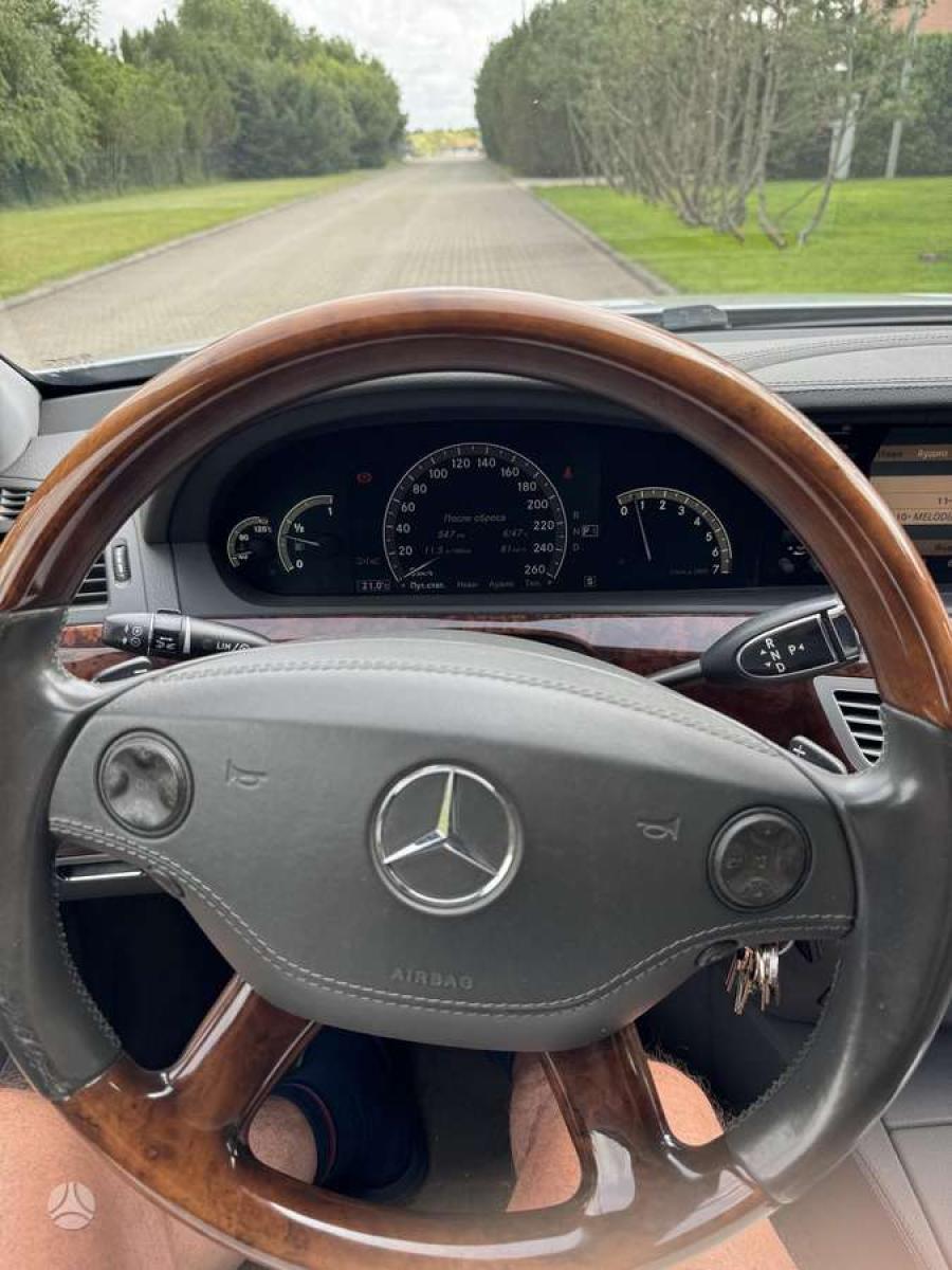 Pelēks Mercedes-Benz S 450 2008 Klaipėda, ar dzinēja tilpumu 4.66 L un nobraukumu 200 tūkst. km par 4000 €, foto 7 vietnē AUTOMOTO.COM.LV