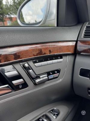 Pelēks Mercedes-Benz S 450 2008 Klaipėda, ar dzinēja tilpumu 4.66 L un nobraukumu 200 tūkst. km par 4000 €, foto 10 vietnē AUTOMOTO.COM.LV