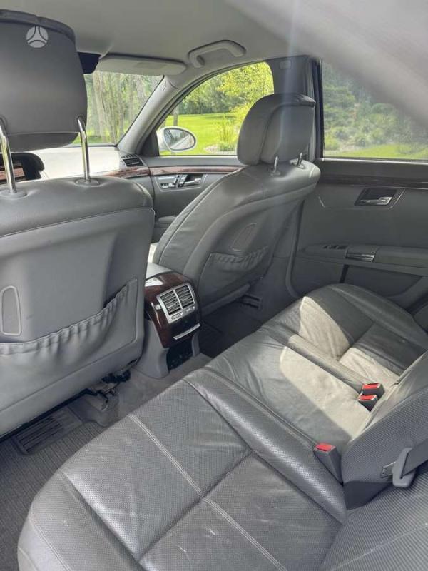 Pelēks Mercedes-Benz S 450 2008 Klaipėda, ar dzinēja tilpumu 4.66 L un nobraukumu 200 tūkst. km par 4000 €, foto 10 vietnē AUTOMOTO.COM.LV