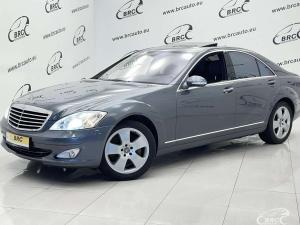 Grey Mercedes-Benz S 450 2007 in Vilnius, with an engine capacity of 4.66 L and mileage of 211 thousand km for 7400 €, photo  on AUTOMOTO.COM.LV