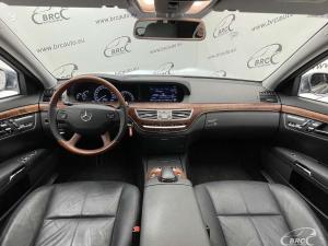 Pelēks Mercedes-Benz S 450 2007 Viļņa, ar dzinēja tilpumu 4.66 L un nobraukumu 211 tūkst. km par 7400 €, foto 5 vietnē AUTOMOTO.COM.LV