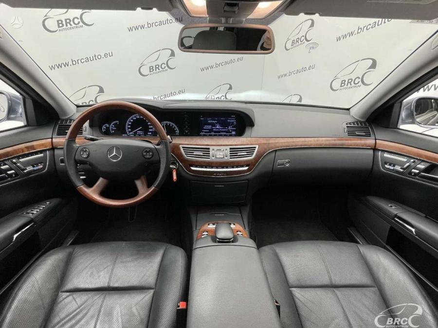 Pelēks Mercedes-Benz S 450 2007 Viļņa, ar dzinēja tilpumu 4.66 L un nobraukumu 211 tūkst. km par 7400 €, foto 5 vietnē AUTOMOTO.COM.LV